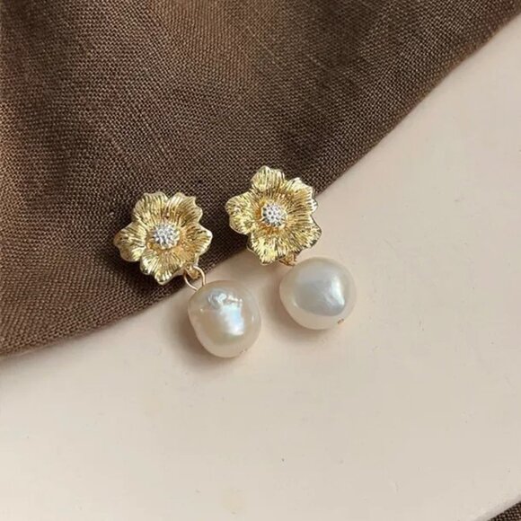 PINK LEMONADE JEWELRY | Jewelry | Freshwater Pearl Drop Earrings Topped ...